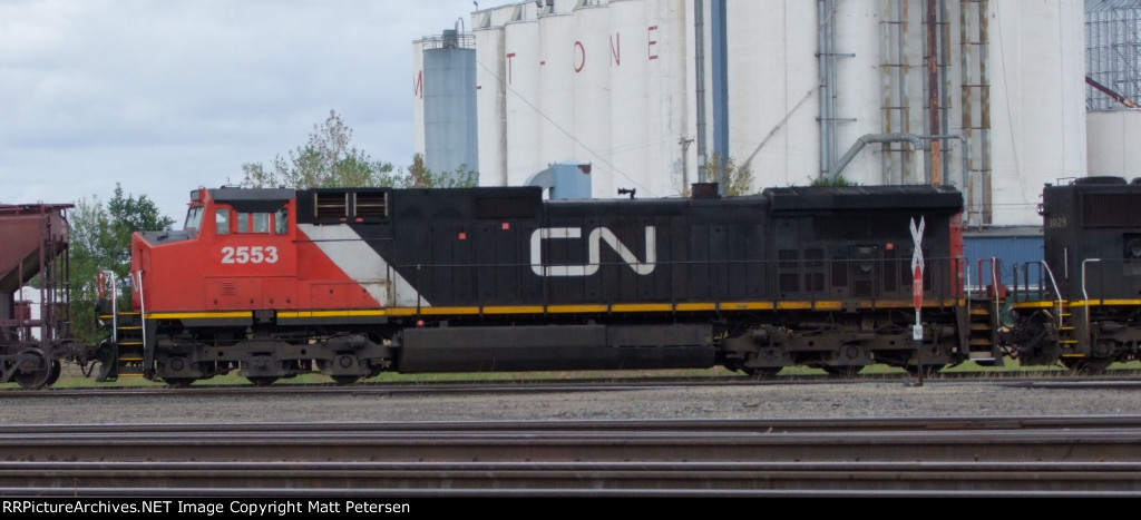 CN 2553